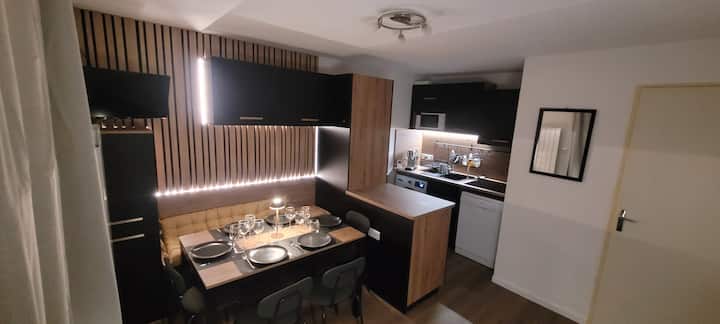 T2 Rénové Cosy 6 Personnes, Skis Aux Pieds, Balcon - Vaujany