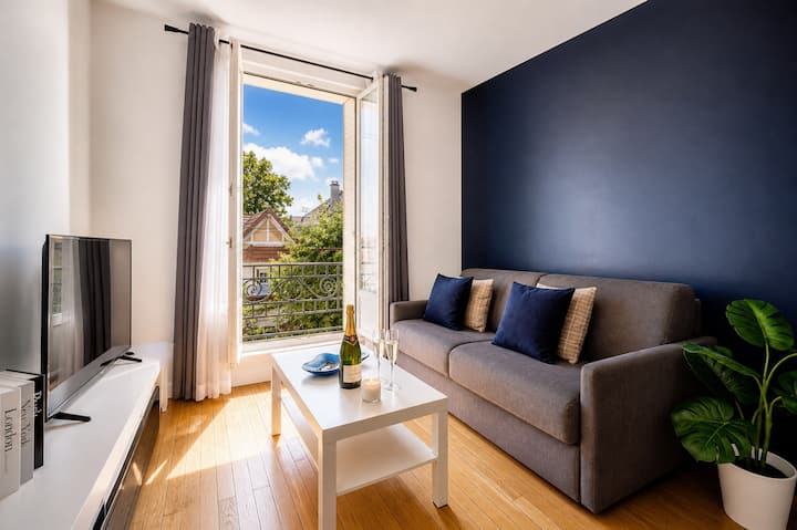 ÉLégance & Confort | Gare à 2 Min | Proche Paris - Bobigny
