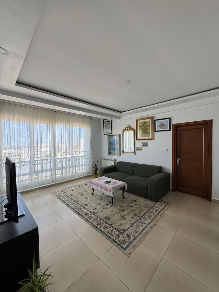 Cosy Et Lumineux, T2 Calme Et Tout éQuipé Confort - Algeria