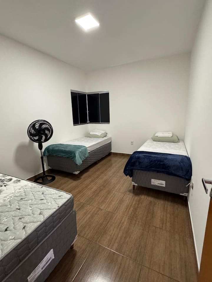 Casa Em Sete Lagoas - Até 12 Pessoas/preço Justo. - Sete Lagoas