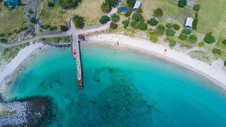 One Bedroom Chalet On Private Island Walk To Beach - Tairua