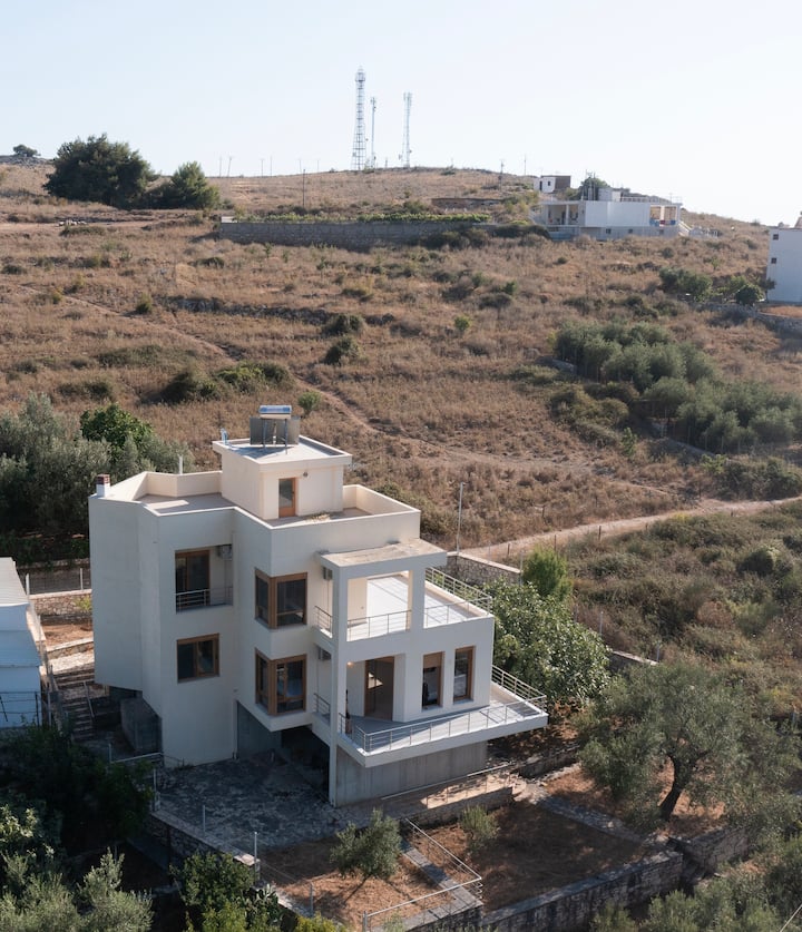 • Kolagji Villas Is A 5-bedroom Villa. - Himarë