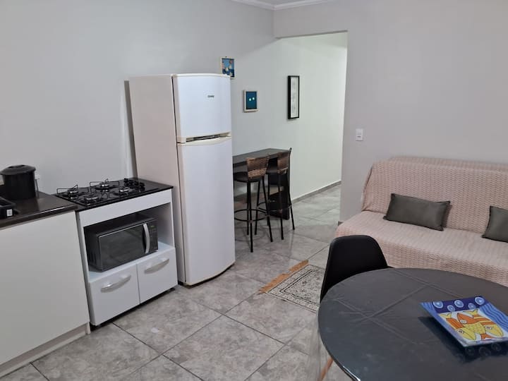 Apartamento Aconchegante No Centro De Matinhos. - Matinhos