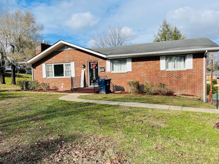 Bluegrass South Ashland Retreat - Camden Park, Huntington