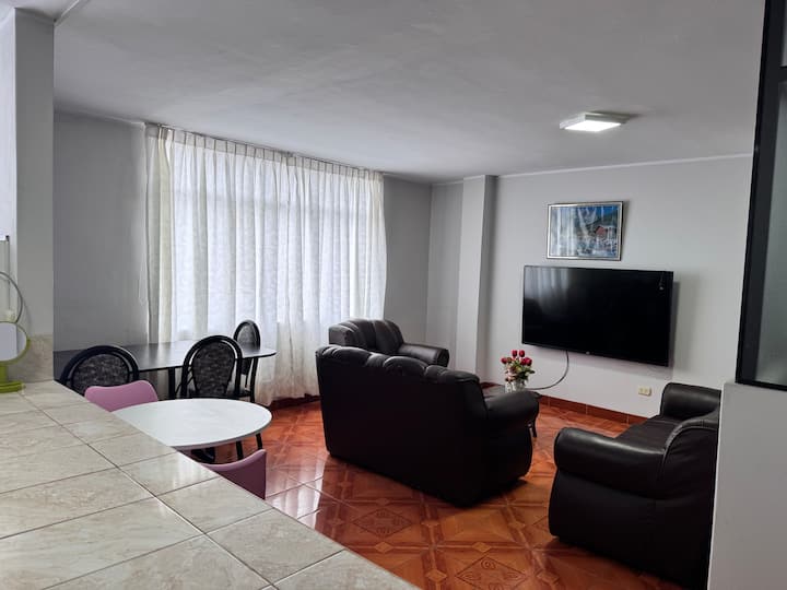 Apartamento Céntrico Y Muy Cómodo - Sicaya