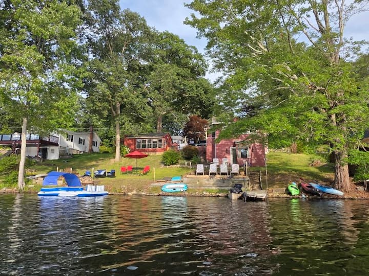 Short Or Long Stay All Season Waterfront Home - Brooks Pond, MA