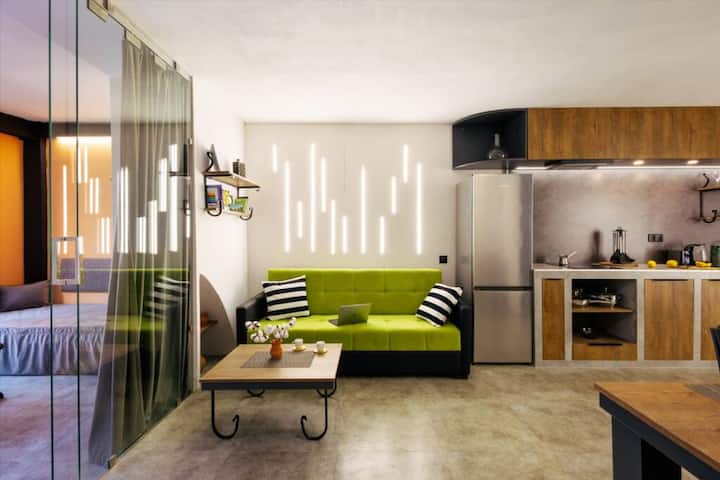 Alek Manukyan-sayat-nova | 24/7 | Self Check-in - Jerewan