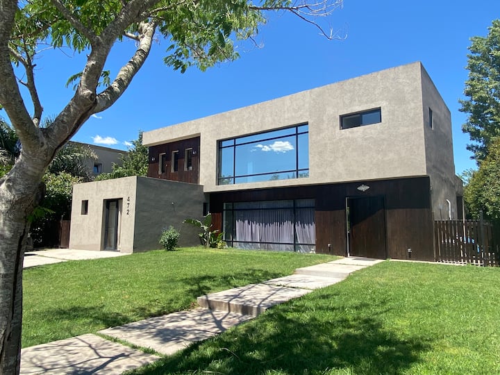 Alquila Tu Oasis. Los Gustos A Dárselos En Vida. - Villa Rosa