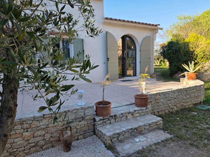 Mas De Charme - Piscine - 3 Chambres – Clim - Nîmes