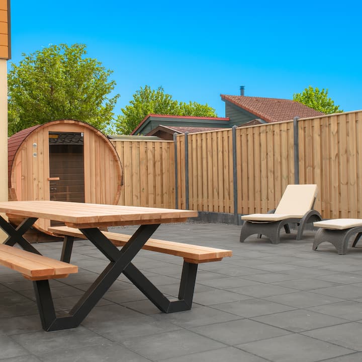 Wellness Bungalow Met Sauna En Whirlpool - Zoetermeer