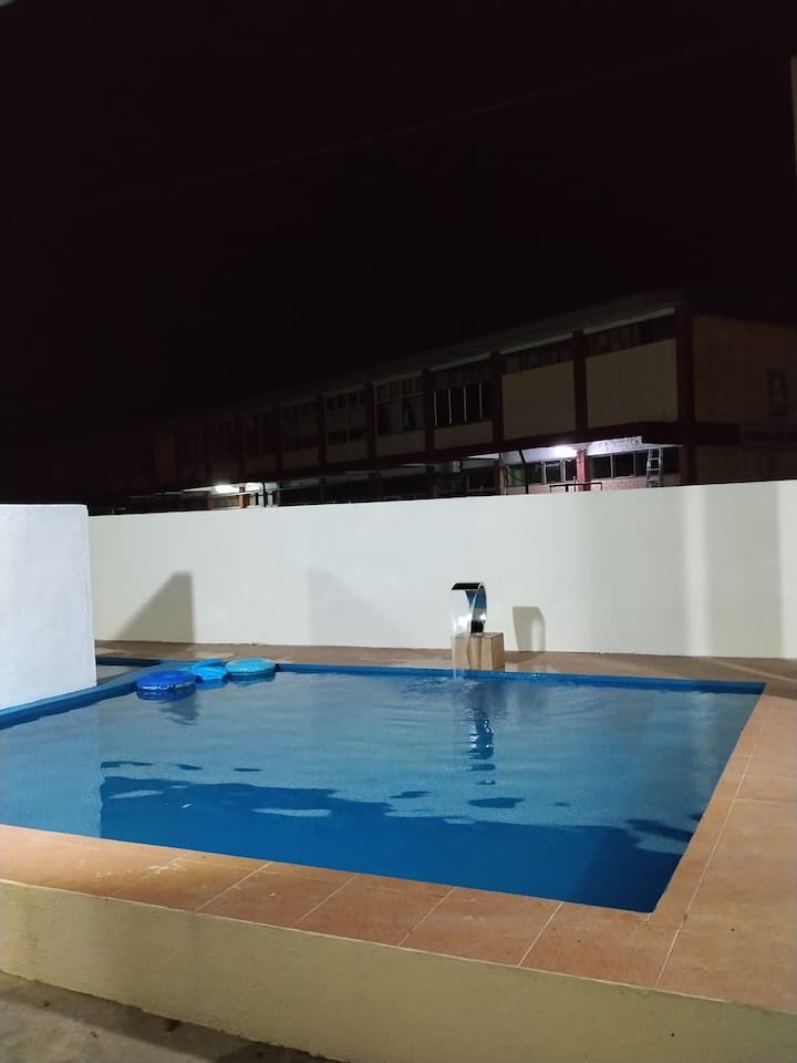 Lily Pool House - Private Pool Homestay Pekan - Pekan
