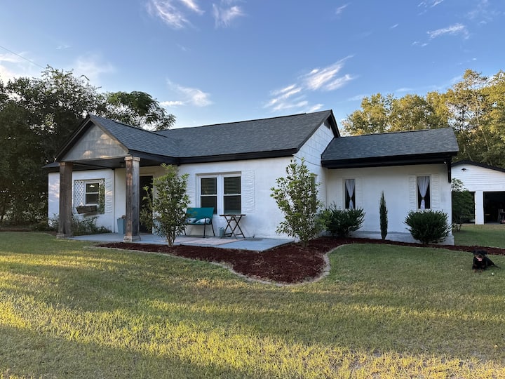 Spacious Home On 1 Acre | Quiet, Pet-friendly - Augusta, GA