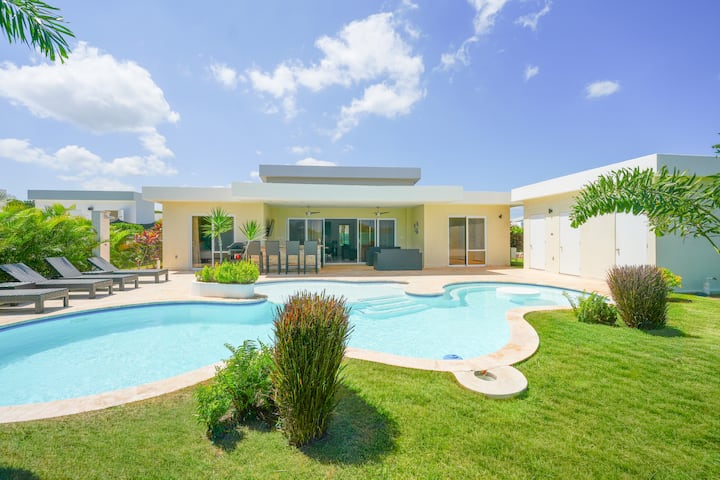 Casa Linda Villa 1142: Private Pool & Swim Bar - Sosúa