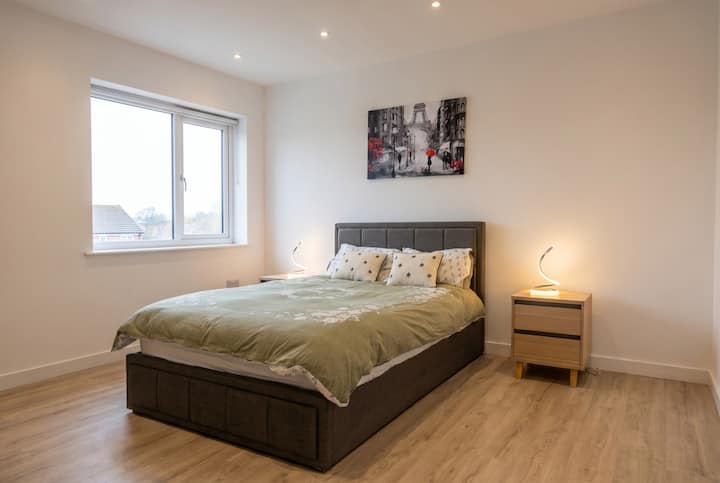 Stylish Stanmore Maisonette Near Rnoh - Harrow