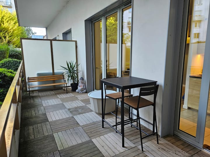 Studio Moderne Avec Balcon – à 500m Du Métro 4 - ibis budget Paris Porte de Vanves