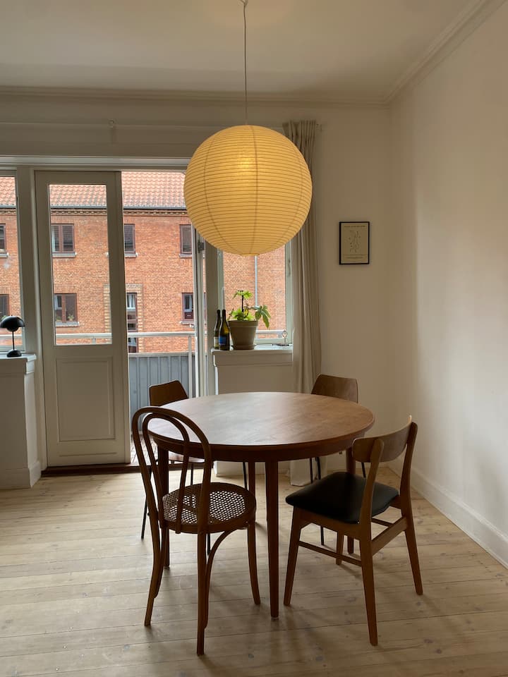 Hyggelig Og Lys Lejlighed På Nørrebro - Copenhagen