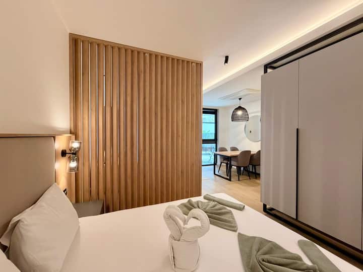 Onia Poolside Hideaway Studio In City Centar - Budva