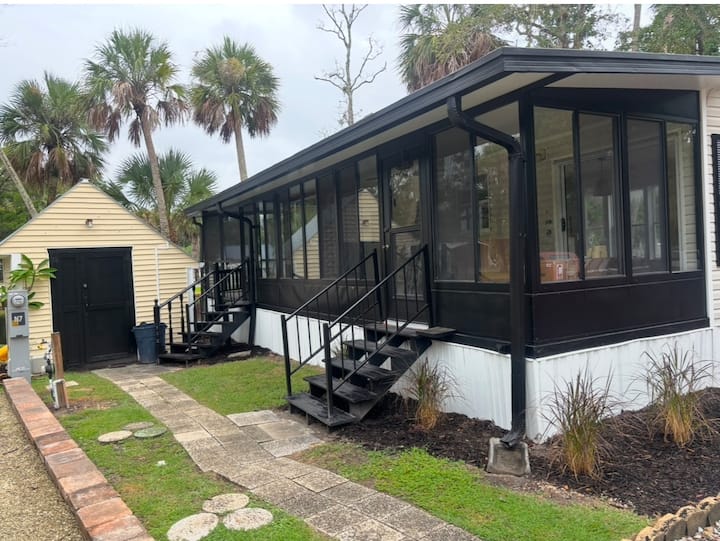 The Mullet Shack - Homosassa