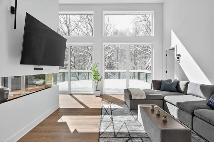 Chalet Lumina - Private Spa, Fire Pit, Pool Table - Mont-Tremblant