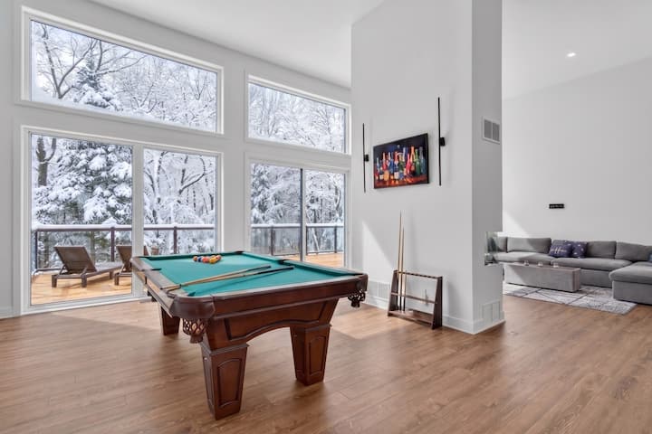 Chalet Lumina - Private Spa, Fire Pit, Pool Table - Mont-Tremblant