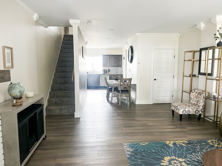 Spacious 2br Getaway With Gated Parking - Ottawa Metro Park, Lima