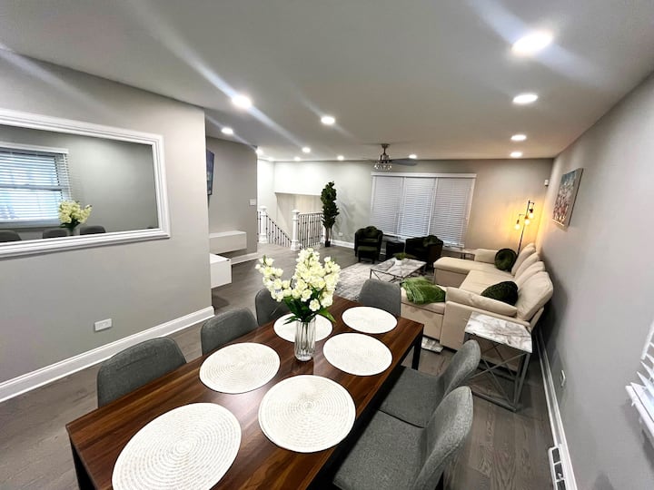 Boujee Brookfield - 4br - 2bth Spacious Home + Bar - Bedford, PA