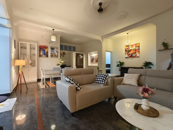 Spacious & Stylish 3bhk (Kr Puram) - Urban Begonia - Bangalore