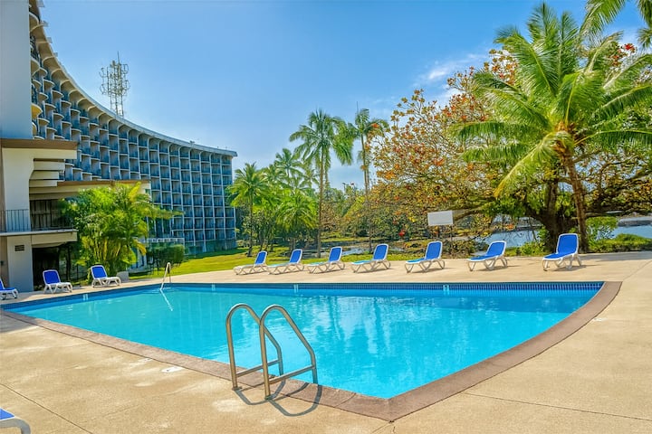 2 Queen Deluxe | Hilo Hawaiian | Pool | 2 Units - Hilo, HI