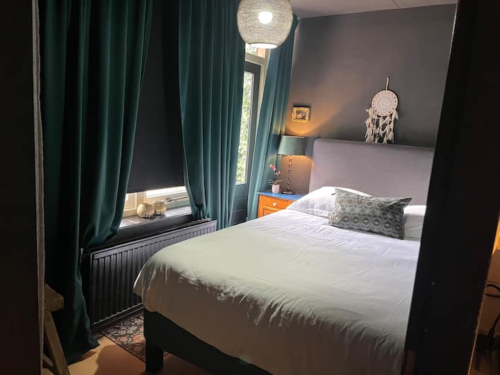 Super Gezellig, Sfeervol Huisje Met Stadstuin. - Woerden