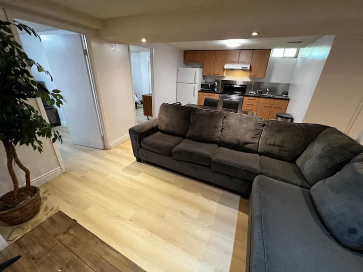 Spacious Pad In Richmondhill - Vaughan