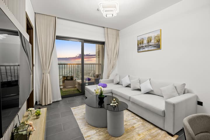 Bright Central 1br | Extra Room | Private Balcony - Dubaï