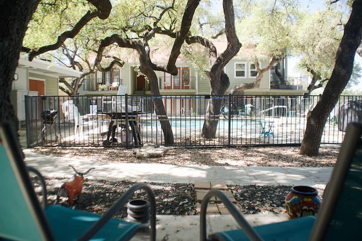 The Sanctuary Retreat - Oak Hill - Austin