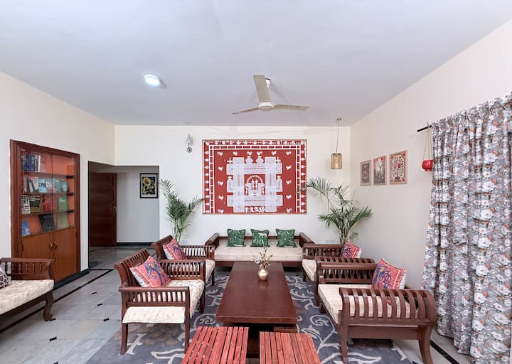 Vana Vista Elegant 5bhk Spacez Villa With Garden - Bangalore