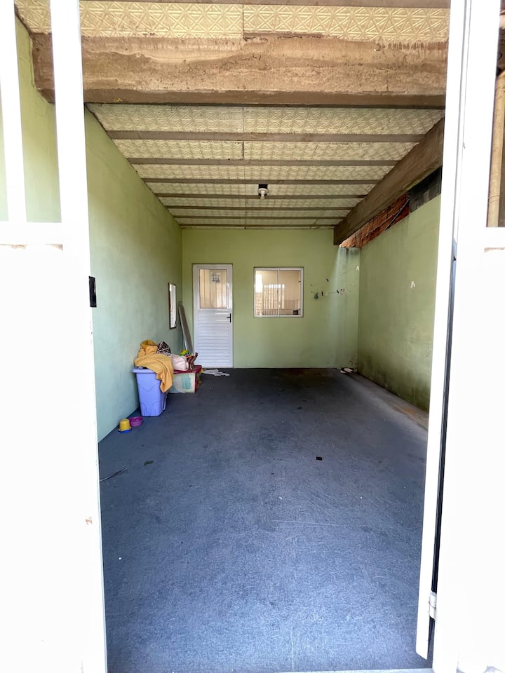 Kitnet Com Garagem - Serra