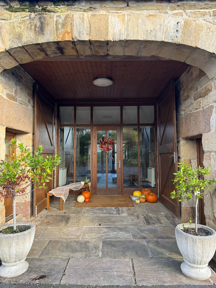 Grains Barn Farm - Burnley