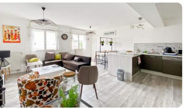 T3 Moderne Avec Terrasse Ensoleillée, Séjour Calme - Saint-Sébastien-sur-Loire