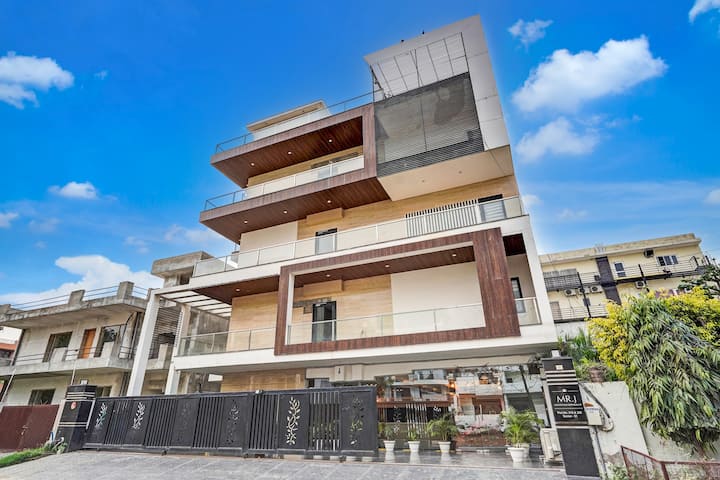 Boutique Room - Gurugram