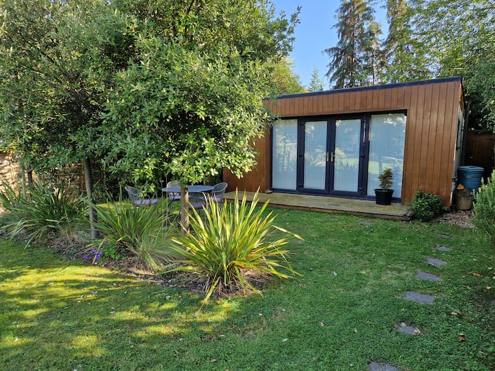 Peaceful 2-bed Garden Summerhouse In Cambridge - Cambrige (UK)