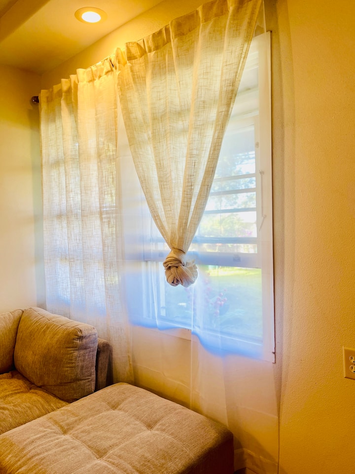 Central Hilo Oasis - Bright & Breezy - Hilo, HI