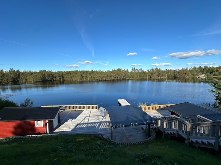Lakeside Paradise With Magical Views - Svenljunga