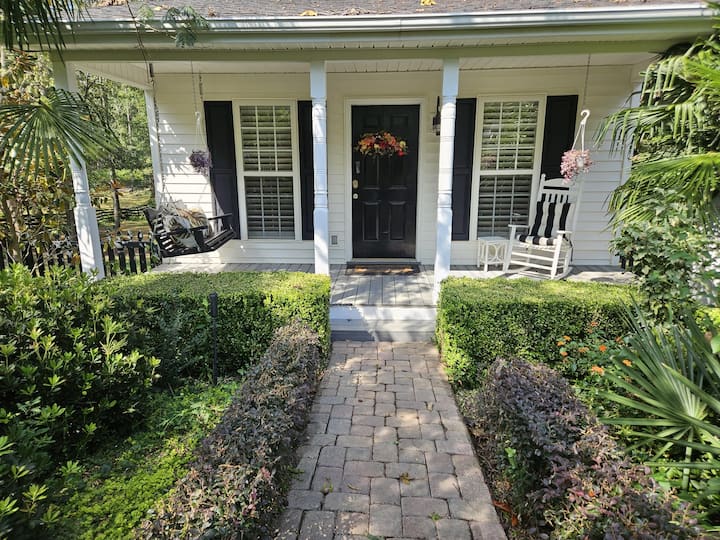 Secret Garden Cottage - Aiken, SC