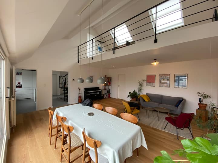 Duplex Lumineux Et Spacieux - Châtelain - Forest