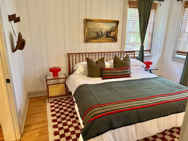 Rose Hill Hideaway | Close To Ft Benning - Columbus, GA