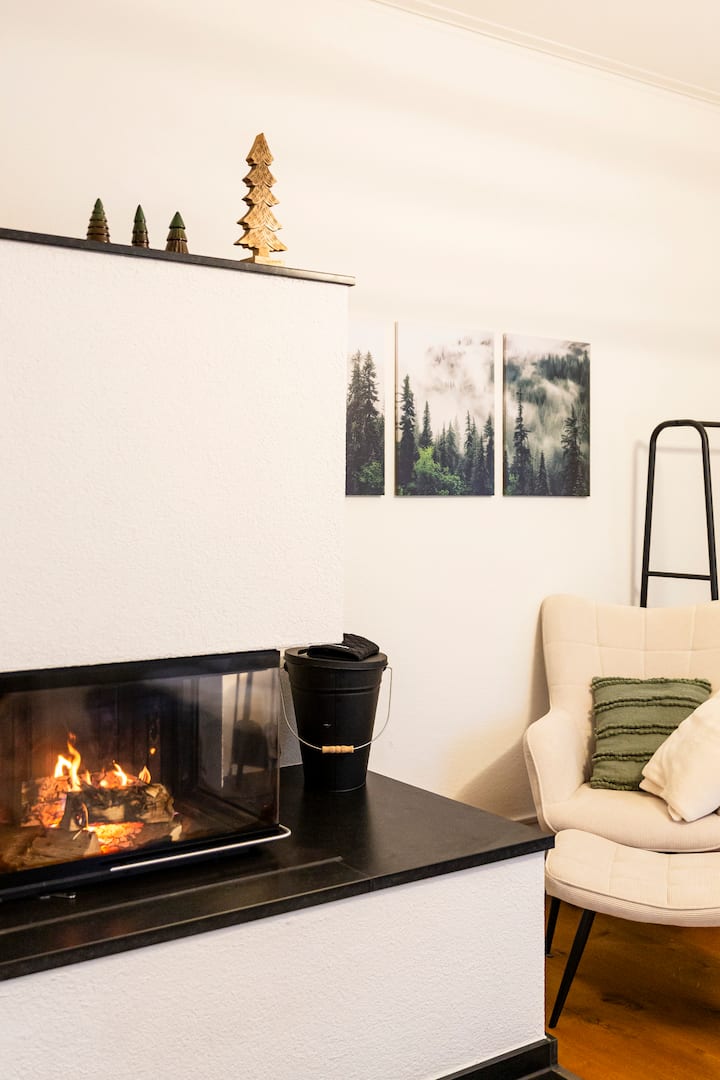 122 M² Altbau-wohnung Mit Stuck, Parkplatz Inkl. - Freudenstadt