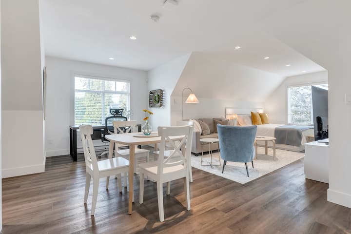 Fort Langley's Hidden Oasis! - Langley