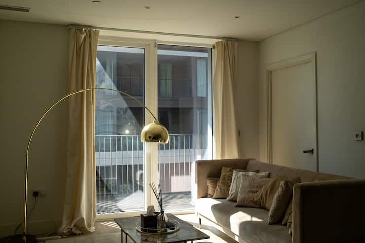 Stylish New-build Flat For 2 In Battersea - Fulham