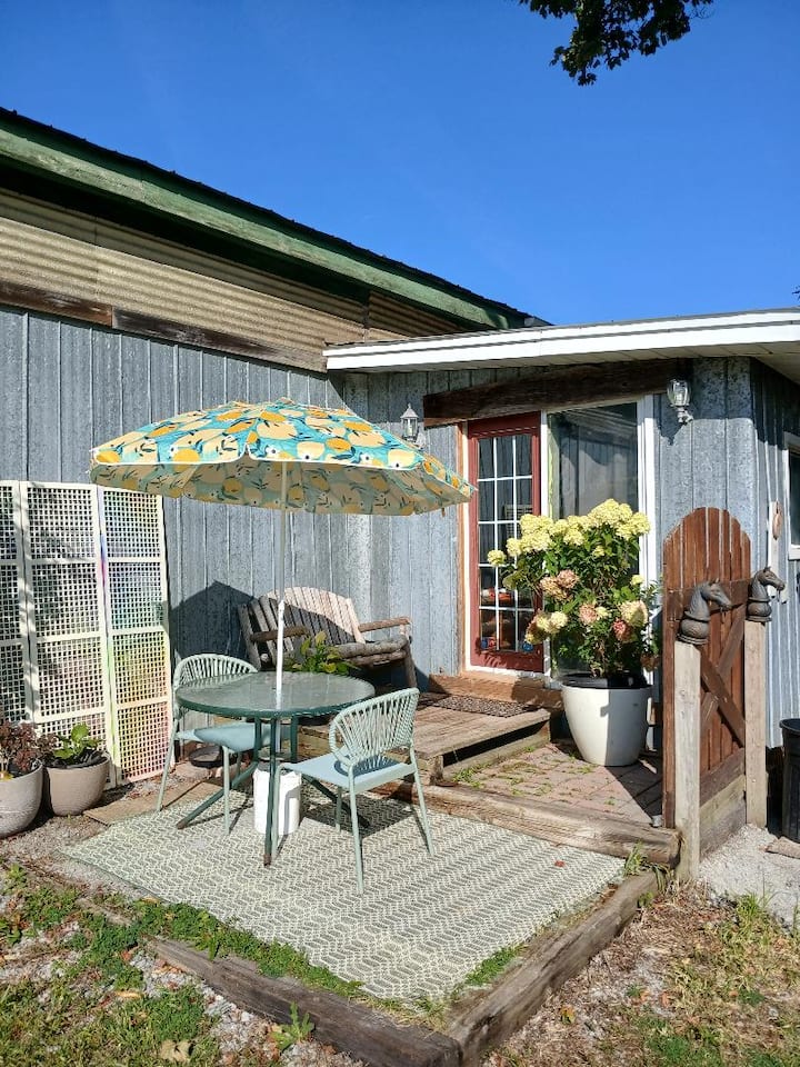 Country Hideaway - Port Perry