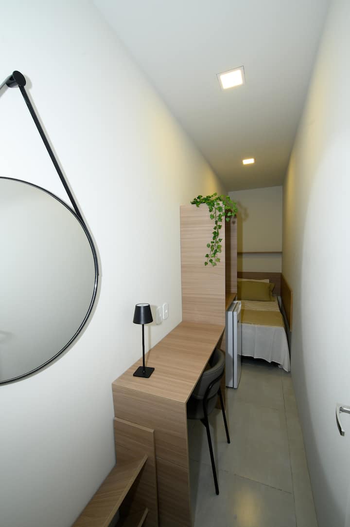 Quarto Individual Com Banheiro Compartilhado - Niterói