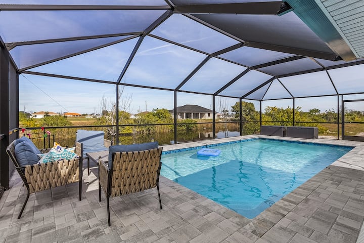 The Tidewater Villa | Pool | Bbq | 3 Bathrooms - Cape Coral, FL