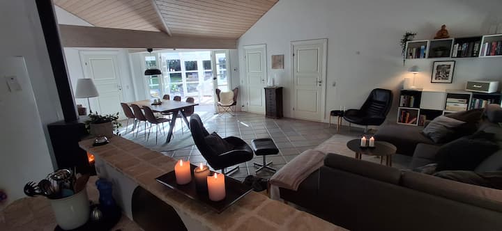 Rummeligt Smukt Sommerhus - Denmark